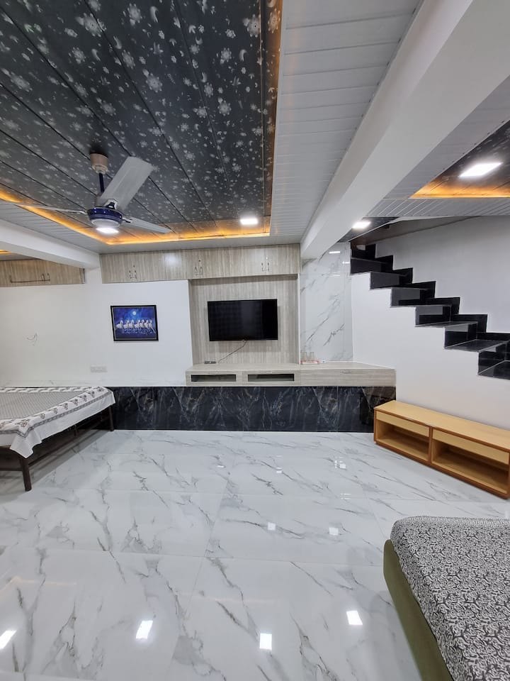 Savalaya Villa
2 Beds 1 Bathroom Luxurious Hall - Mount Abu