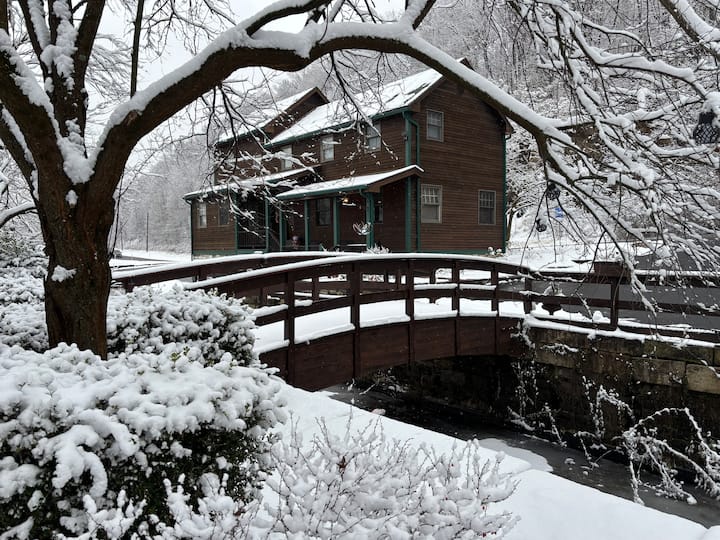 Historic Lock House On The Susquehanna River - Tiadaghton State Forest, Jersey Shore