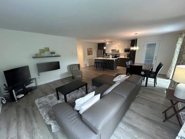 39-beau Condo Moderne - Repentigny