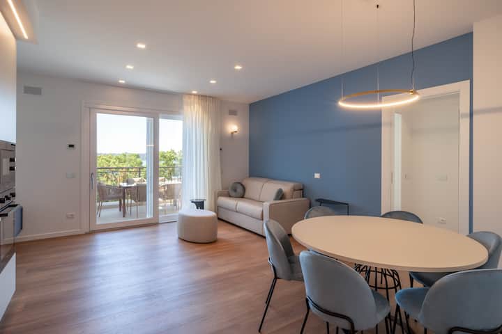 Villa Silvia - "Light Blue" Flat With Jacuzzi - Manerba del Garda