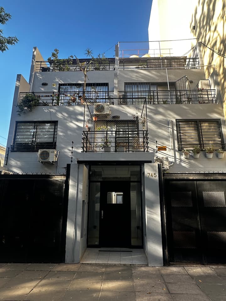 Hermoso Ph Muy Luminoso Con Patio Y Parrilla - Buenos Aires