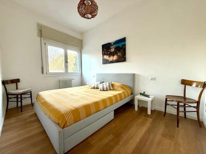 The Bloom's Room - Cernobbio