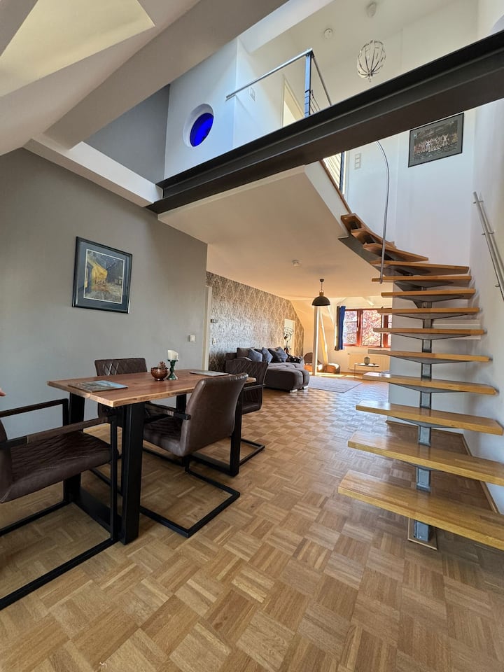 High Class Maisonette Apartment 2 Bed, 2 Bathroom. - Düsseldorf