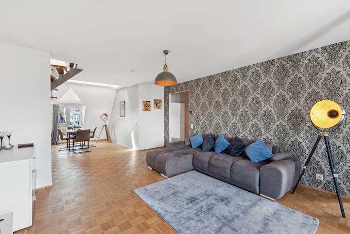 High Class Maisonette Apartment 2 Bed, 2 Bathroom. - Düsseldorf