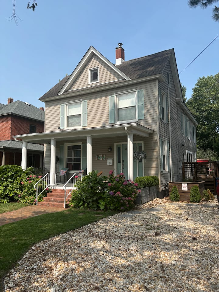 Seaville. Cozy 3bed/3bath Home. Stunning Backyard - Cape Charles, VA