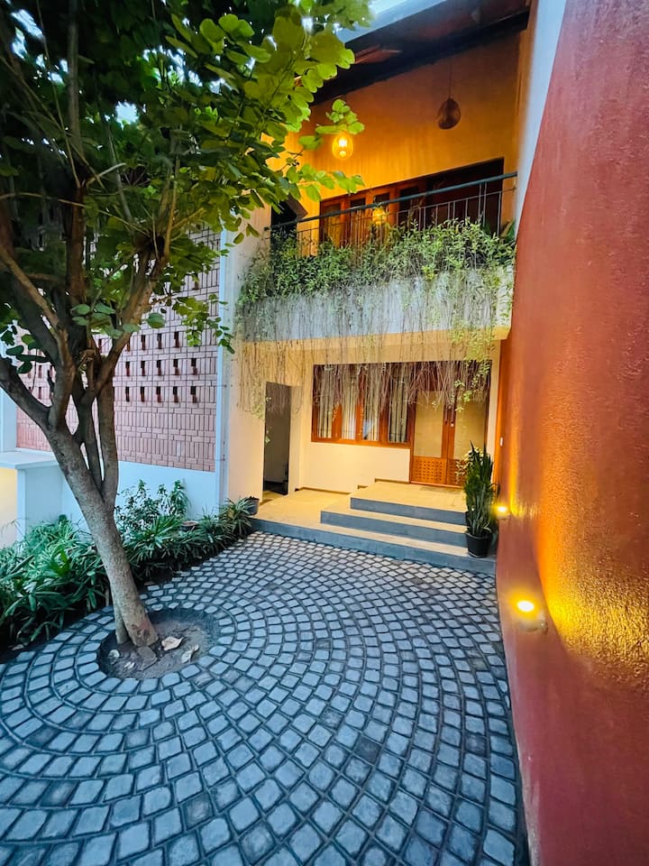 Nirvana Boutique Apartments City Vibes (2) - Kozhikode