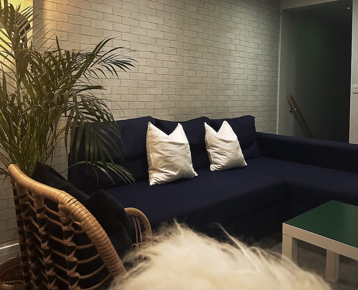 Sea Salt & Sunsets Getaway | Central Location - Dawlish