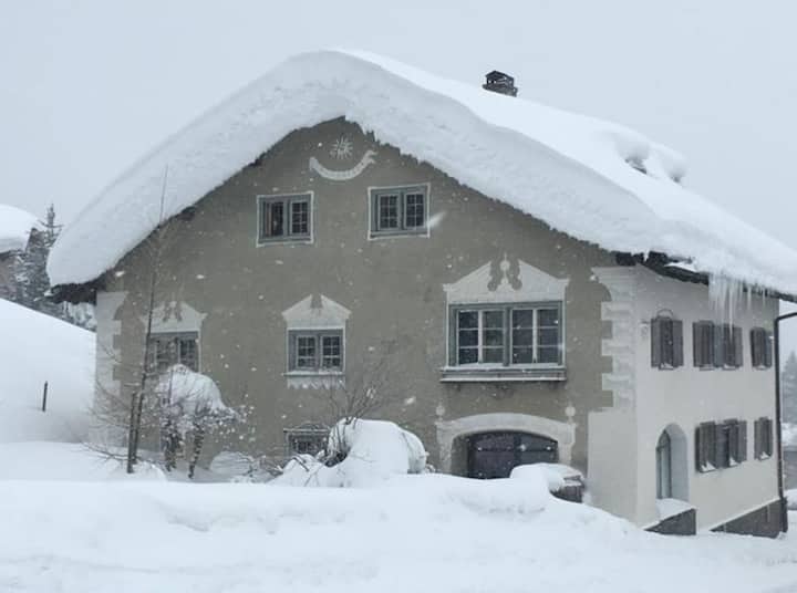 Heimelige Und Ruhige Dachwohnung - Parpan