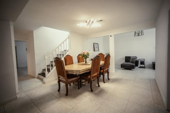 Beautiful Cozy Modern Home - Long Beach, NY