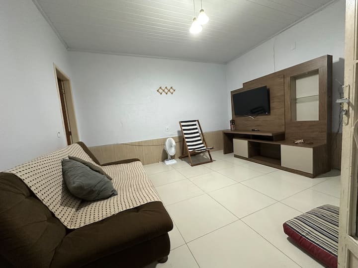 Casa Aconchegante Um Lar A 2 Km Da Praia Do Centro - Rio das Ostras