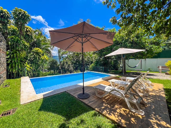 Casa De Campo Frente Al Lago Coatepeque, C.poncho - El Salvador