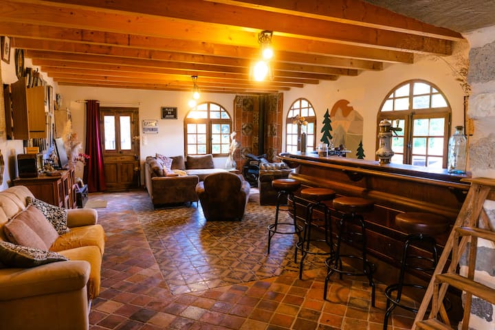 Villa Claudy-maison De Caractère à Saint-nectaire - Murol