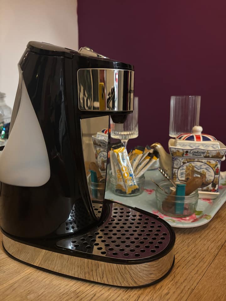 Room With Tv, Parking, Mini Fridge & Breakfast - Newcastle upon Tyne