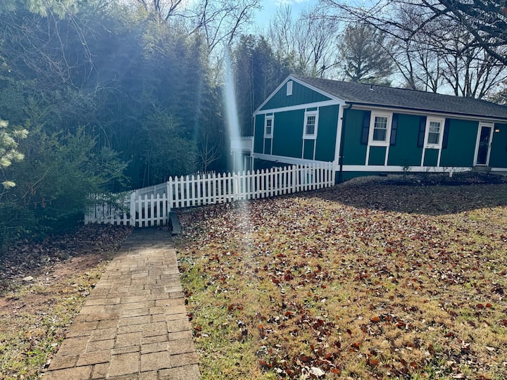 Renovated 3 Bedroom Basement + Separate Entrance - Reston, VA