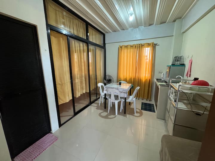 Unit E - Fully Furnish 1bedroom Condo - Malolos
