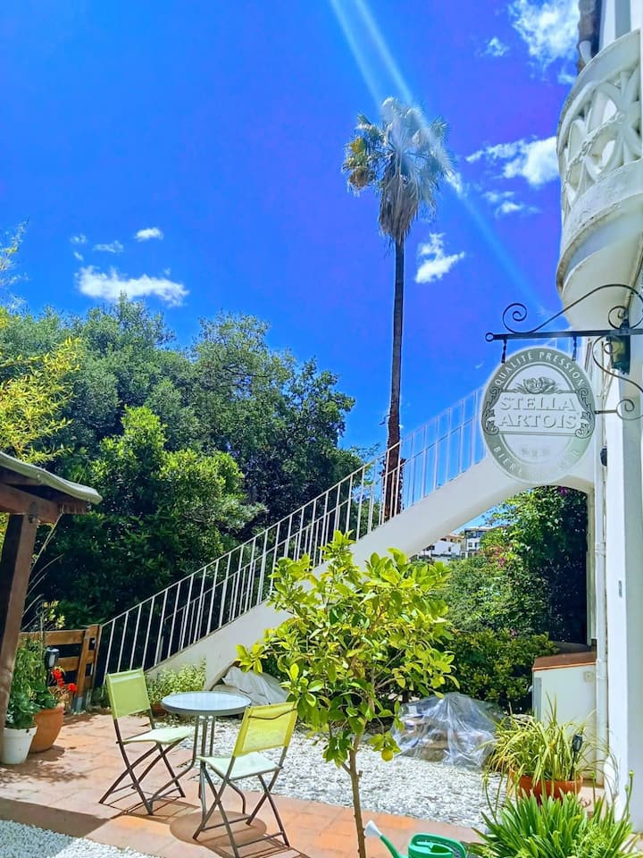 Estancia En Casa Modernista Para  2,3, 4 Personas. - Sant Feliu de Guíxols
