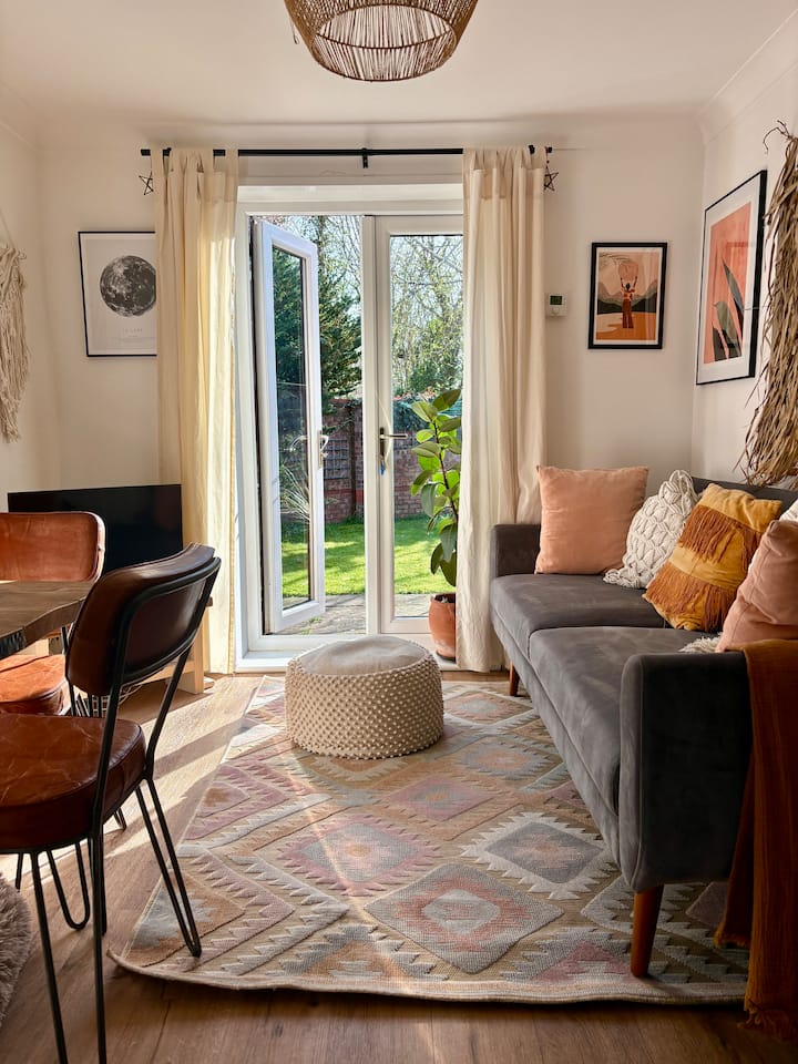 Boho Hamble Hideaway Near Marina & Village - Southampton