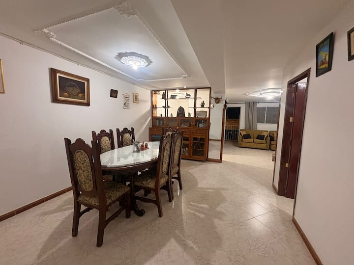 Hermosa Casa Amplia Fresca Y Central - San Gil