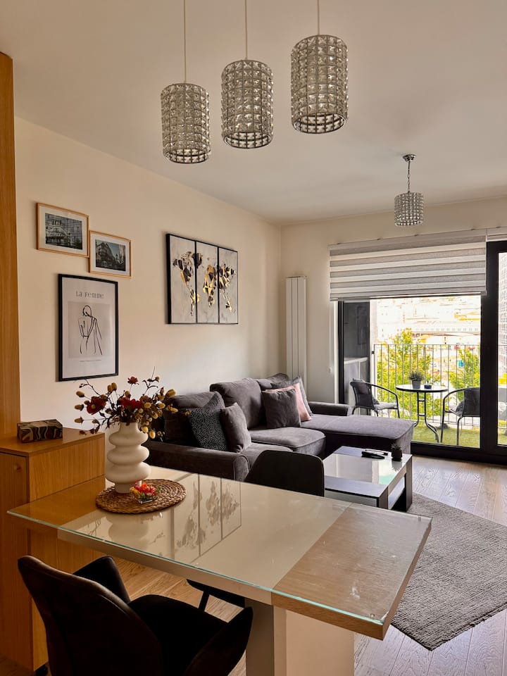 Bw Station - Relax & Recharge! - Belgrade