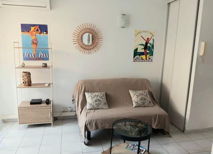 F2 à Golf Juan Bord De Mer Proche Cannes - Golfe-Juan