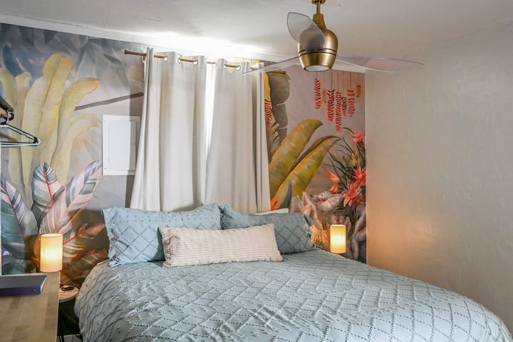 Downtown Cozy Boutique Bed & Bath, Unit 4 - St. Augustine, FL