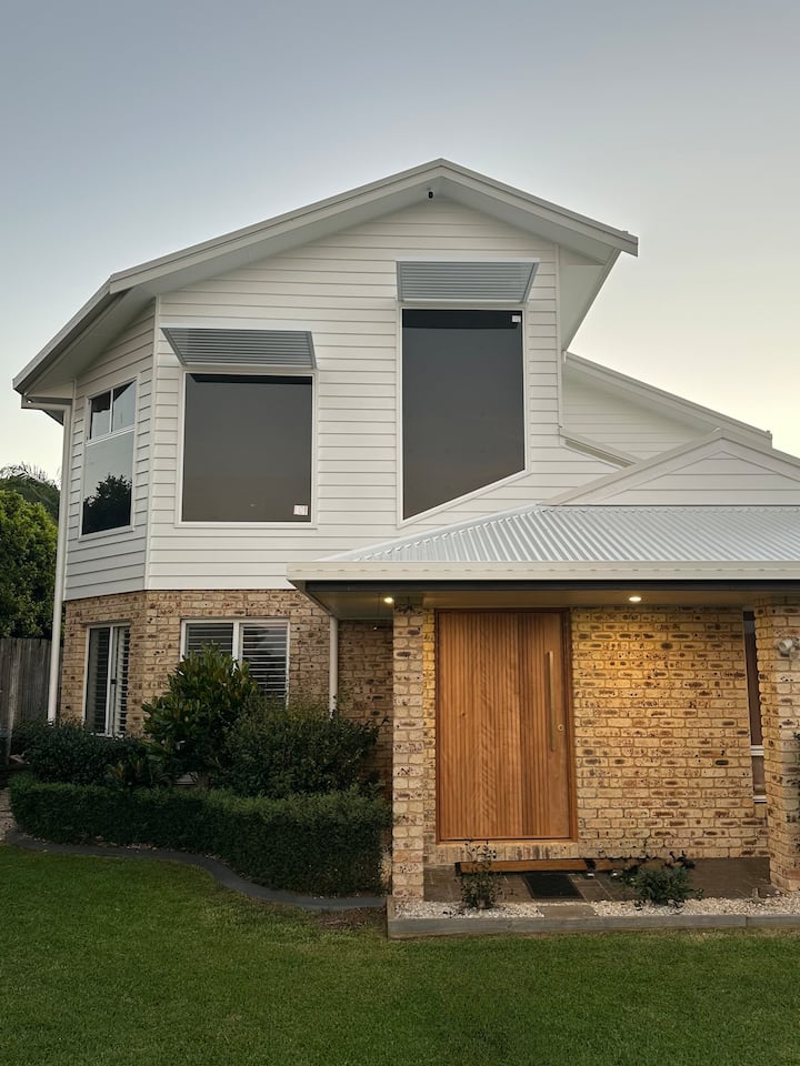 Renovated 5br Home With Pool - Ballina