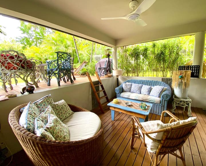 Logement Insolite Avec Jaccuzi En Rez De Jardin - Réunion