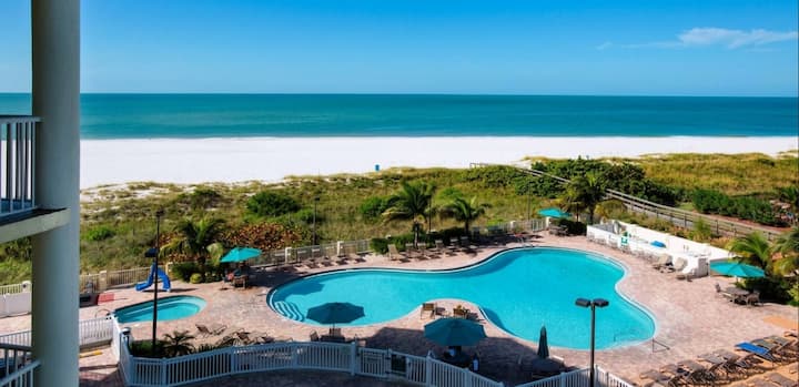3 Coastal 2br Suite Overlooking The Gulf - St. Pete Beach, FL