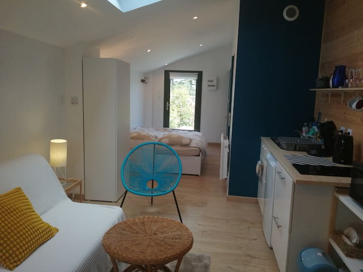 Montbrison, Studio Au Calme Avec Petit Extérieur - Savigneux