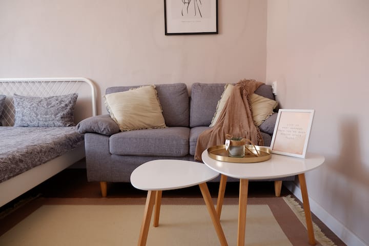 Sunny 1-br W/ Balcony · Quiet · Top Center - Sofia