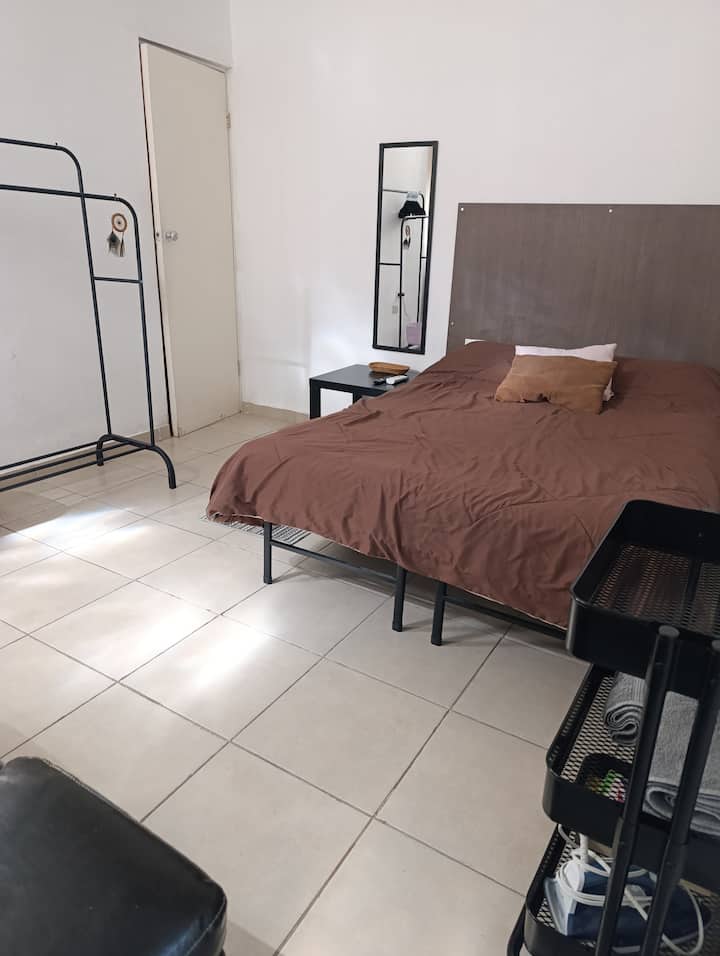 Private Room Near Tec (10 Min) - Monterrey