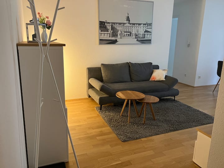 Zentral Gelegene 2 Zimmer - Karlsruhe