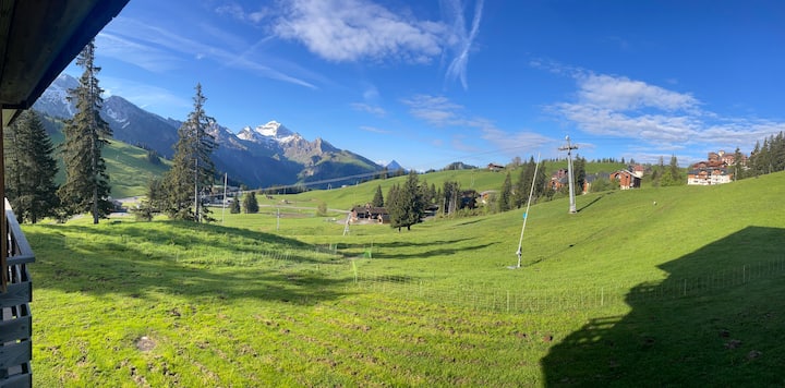 Balcon Plein Sud Vue Montagnes Nature & Randonnées - Manigod
