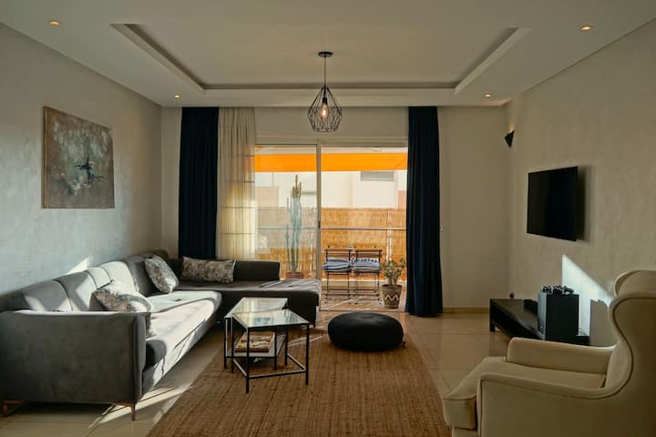 Chic 3ch 155m² - Terrasse Bbq - Parking & Fibre - Agadir