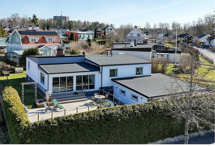Villa I Laggarhult Med Bubbelpool. - Katrineholm
