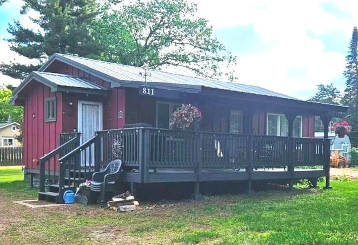 The Pine Place 4br 2ba Crosby Home Great Location! - Crosby, MN