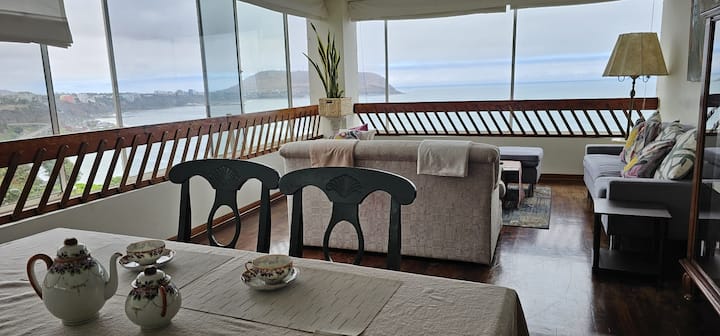 ¡Gran Oferta!
Amplio Familiar Malecón
Vista Al Mar - Lima