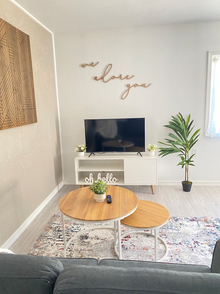 Portola Oaks Guest Cottage - Atascadero, CA