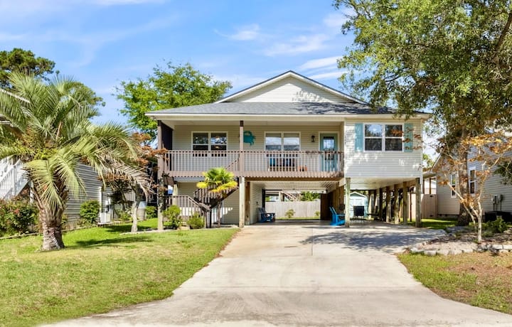 Seacret Rendezvous - Pool & Hot Tub/walk To Beach - Oak Island, NC