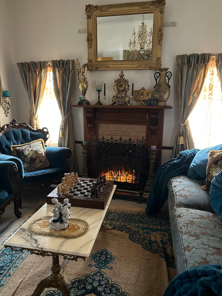 The Dragons Parlour - Melbourne