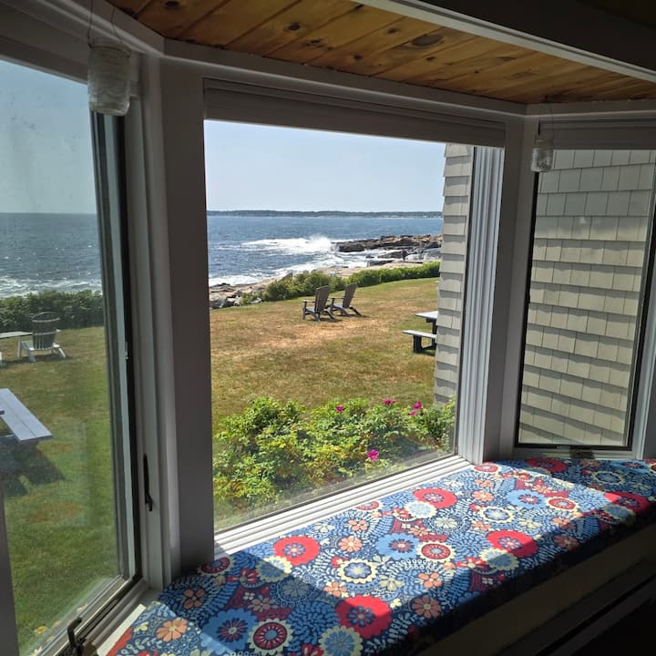 Oceanfront Cottage By Nubble Light - Short Sands Beach, ME
