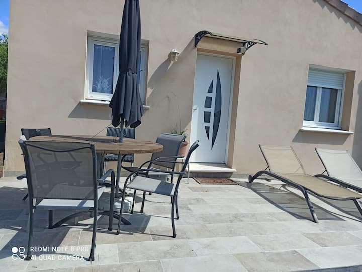 Maison Privatisée En Piémont Cévenol. - Sauve