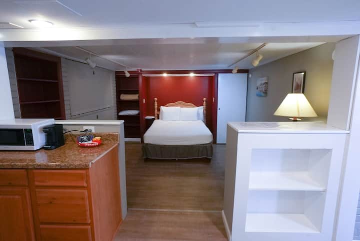 Private Quiet Beach Studio | Walk To Boardwalk - Atlantic City, NJ