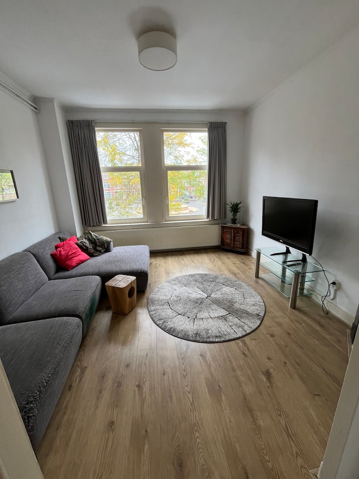 Appartement In Den Haag, Geschikt Voor Baby - The Hague