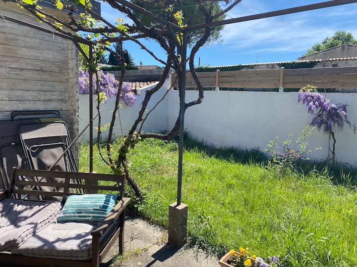 Maison Calme Avec Jardin - La Boissière