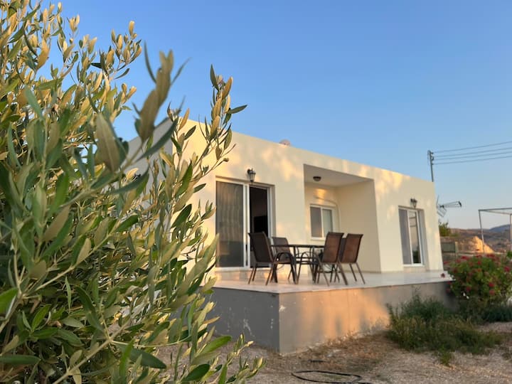 Relaxing 3 Bed House With Fireplace And Sea View - Argaka