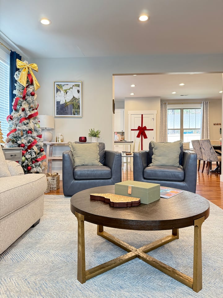 The Black Mountain Cottage #7 
Pet & Teen Friendly - Black Mountain, NC