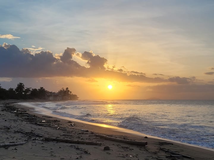 Mi Casita De Oro - Aguadilla