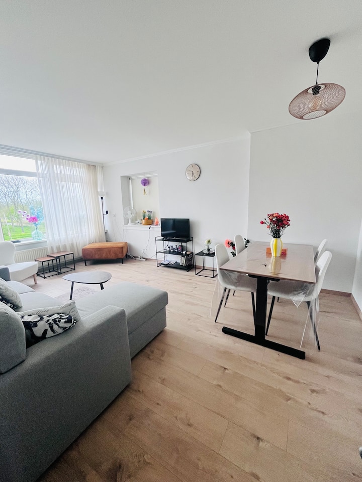 Lovely And Spacious Apartment In Purmerend - Volendam