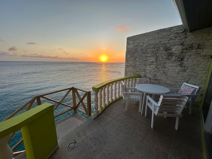 Epic Cliff Villa | Private Sea Access & Cave - Curaçao